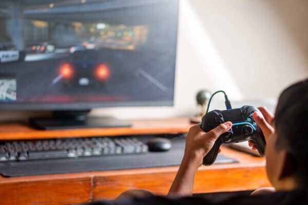 How to Reduce Latency for Gaming and Streaming - A Southern Fairytale