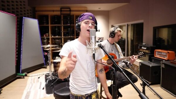 How Old is Gavin Magnus? The Singer and YouTuber Started at 11—Now He’s ...